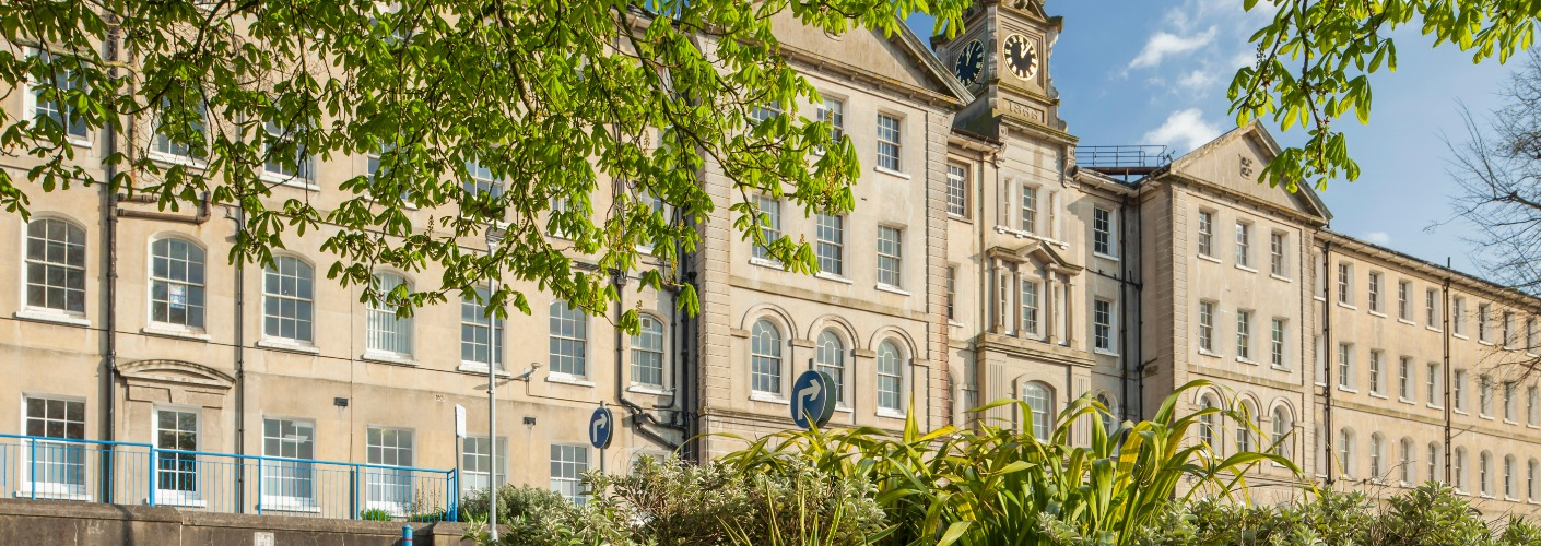 NHS Community Hospitals - Sussex - Jackson Lift Group